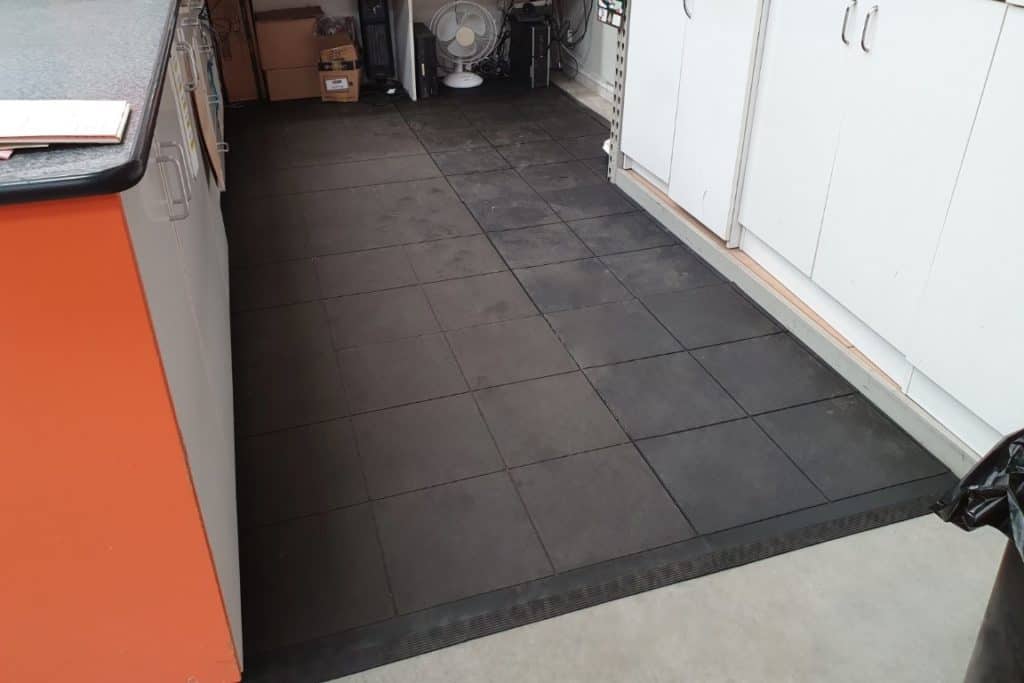 Interlink Solid Top | Geckotred